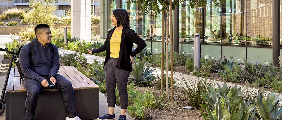 Dundee | UCR Housing Services